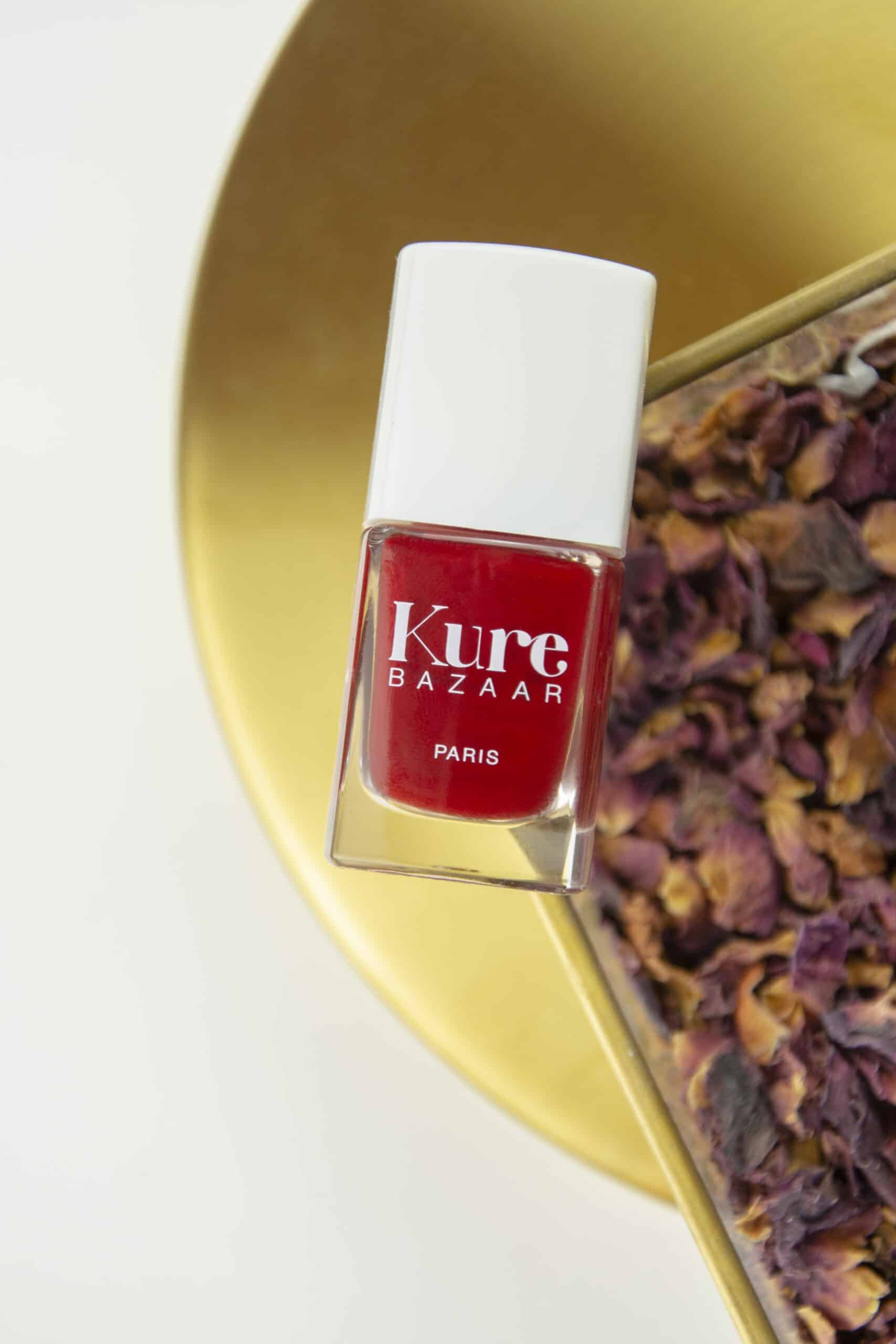 Pose de vernis Kure Bazaar - Institut de Beauté Bio à Paris - Les ...